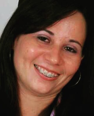 Shirley Vasconcelos – Medium