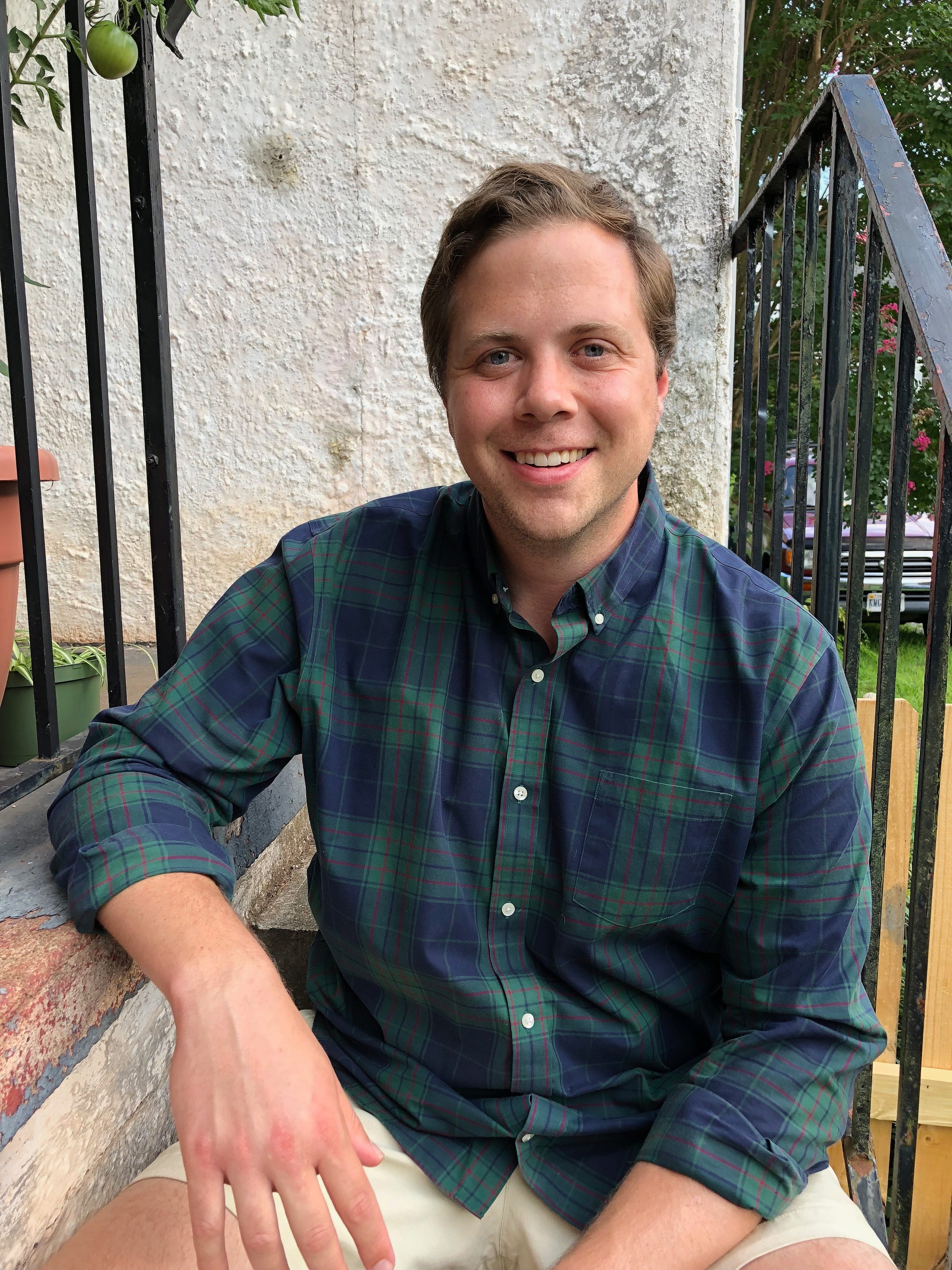 Jake Minturn – Medium