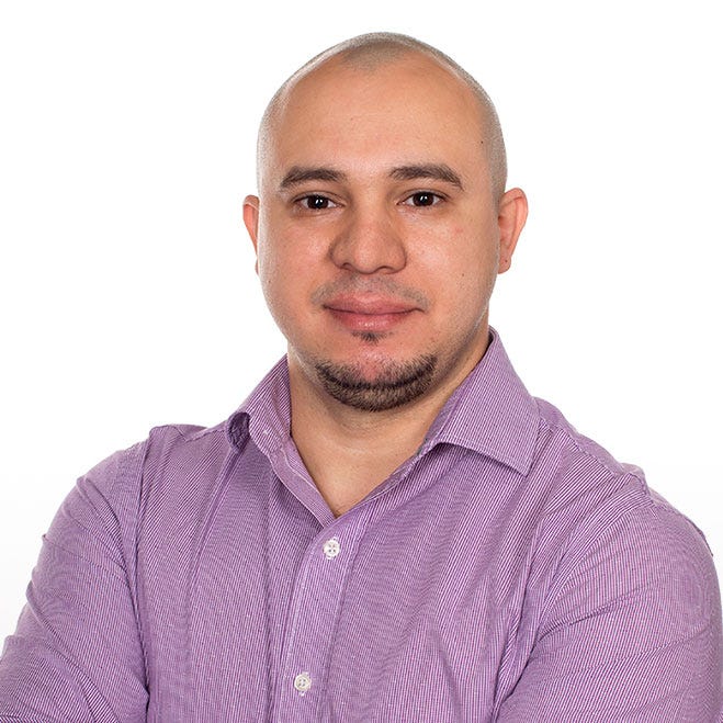 Luiz Claudio Moreira Jr. – Medium
