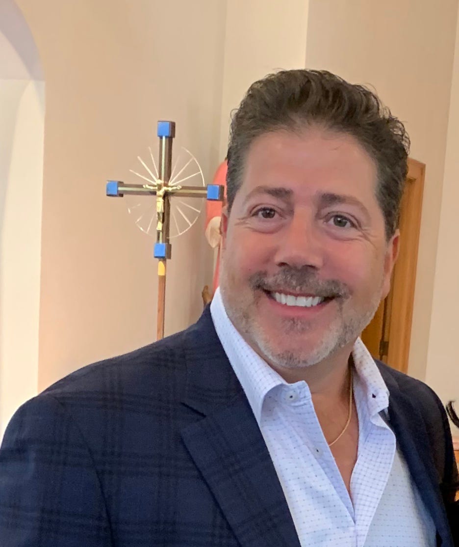 Andrew Perrone – Medium