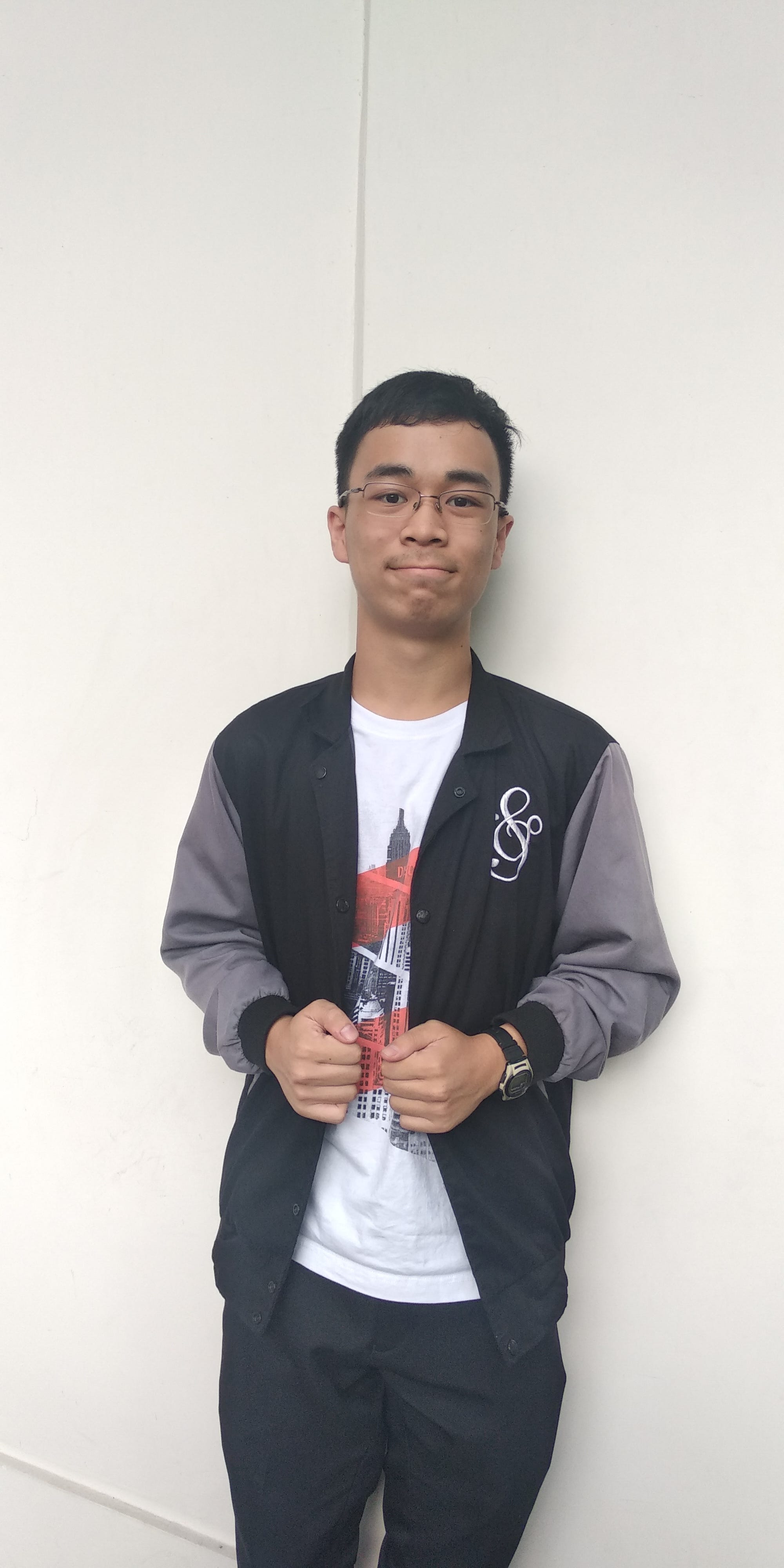 Theodore Jonathan – Medium