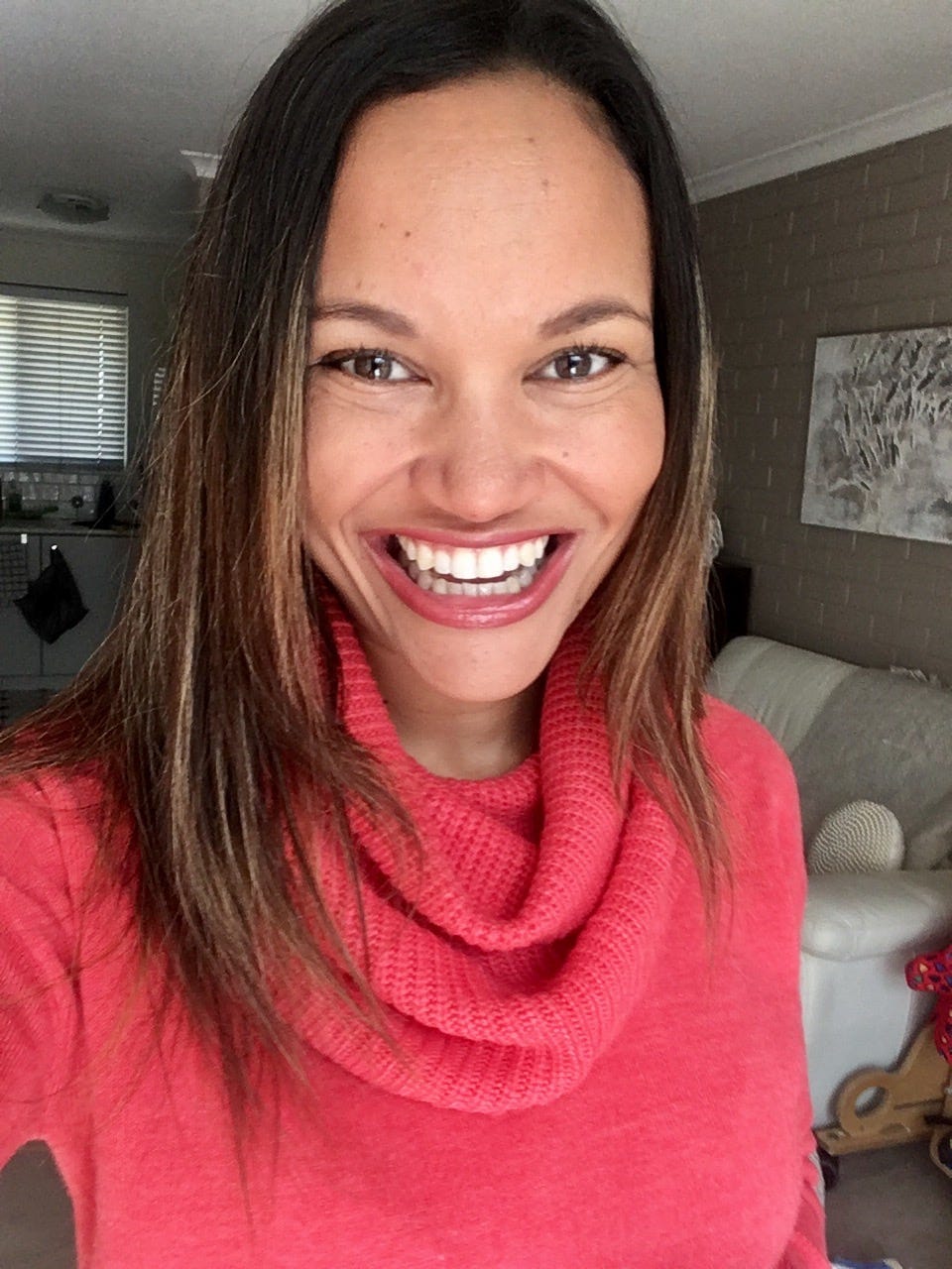 Robyn Ravell – Medium