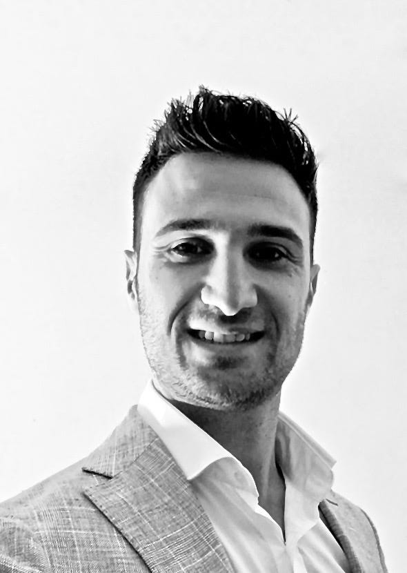 Ivan Dionisio – Medium