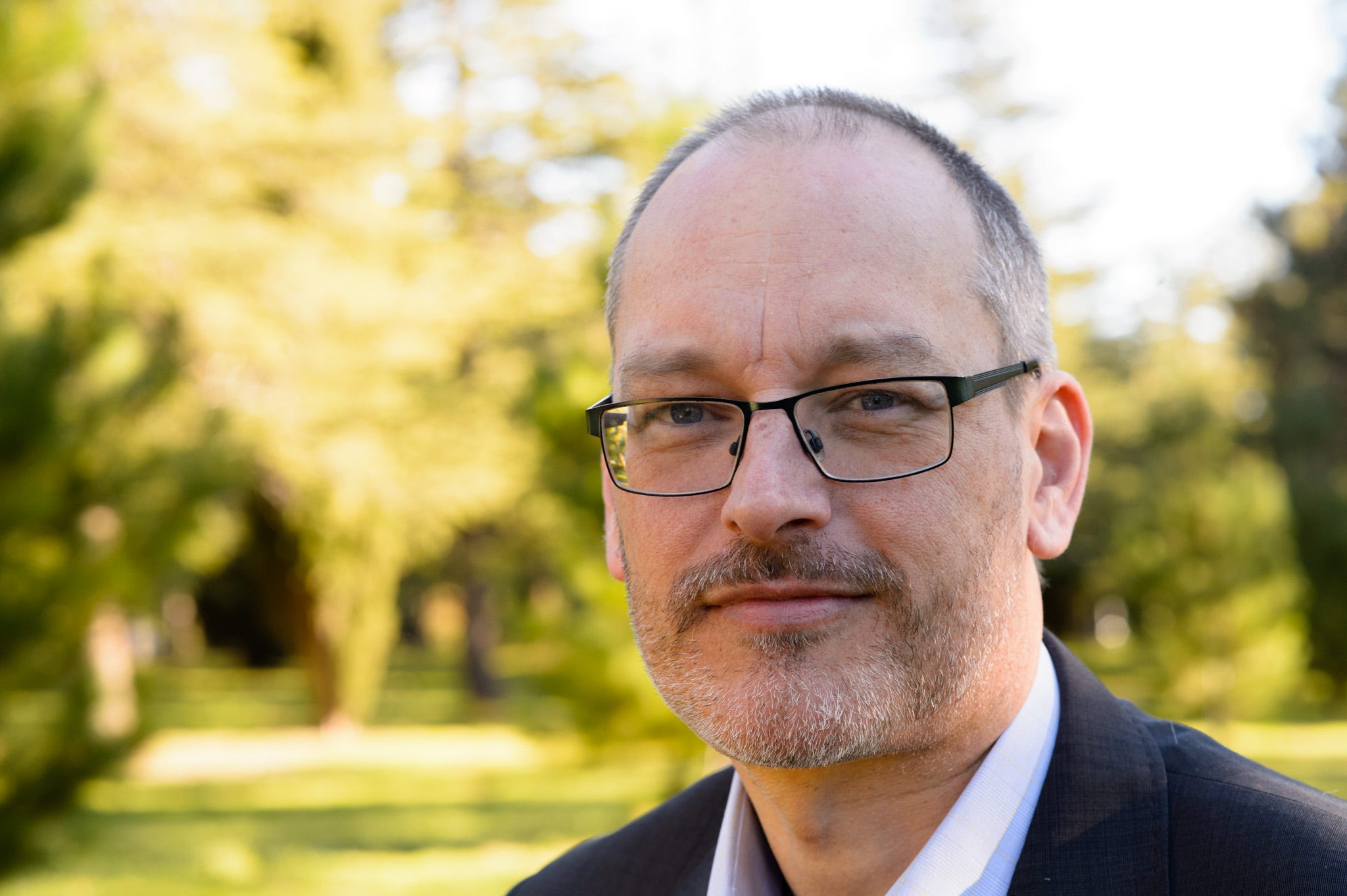 Dr Andrew Henderson – Medium