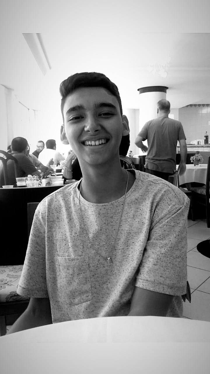 Lucas Carreiro – Medium