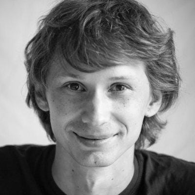 Niko Levitsky – Medium