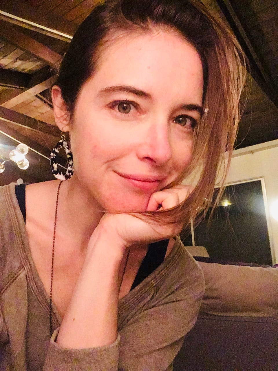 Frieda Hoffman – Medium