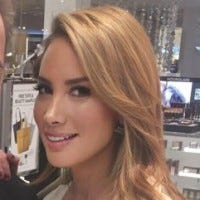 Lisette Paula – Medium