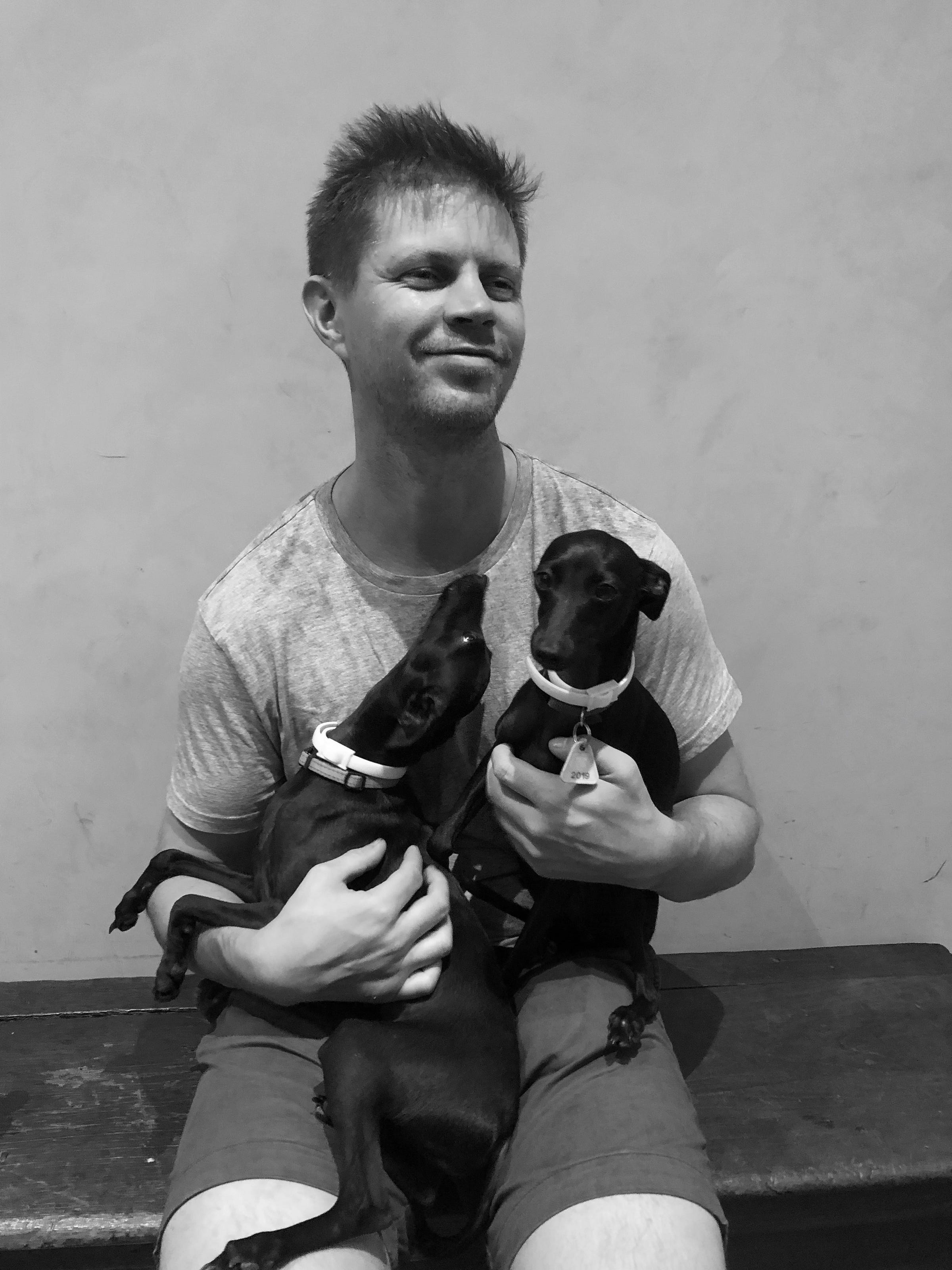 Chris Earney – Medium