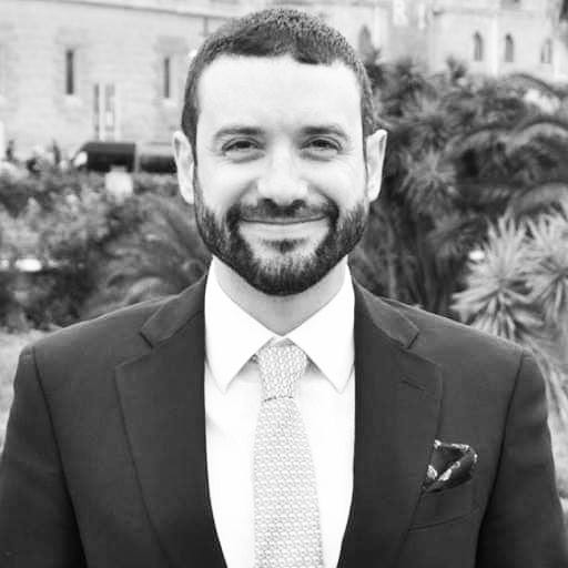 Dave Varvaro – Medium