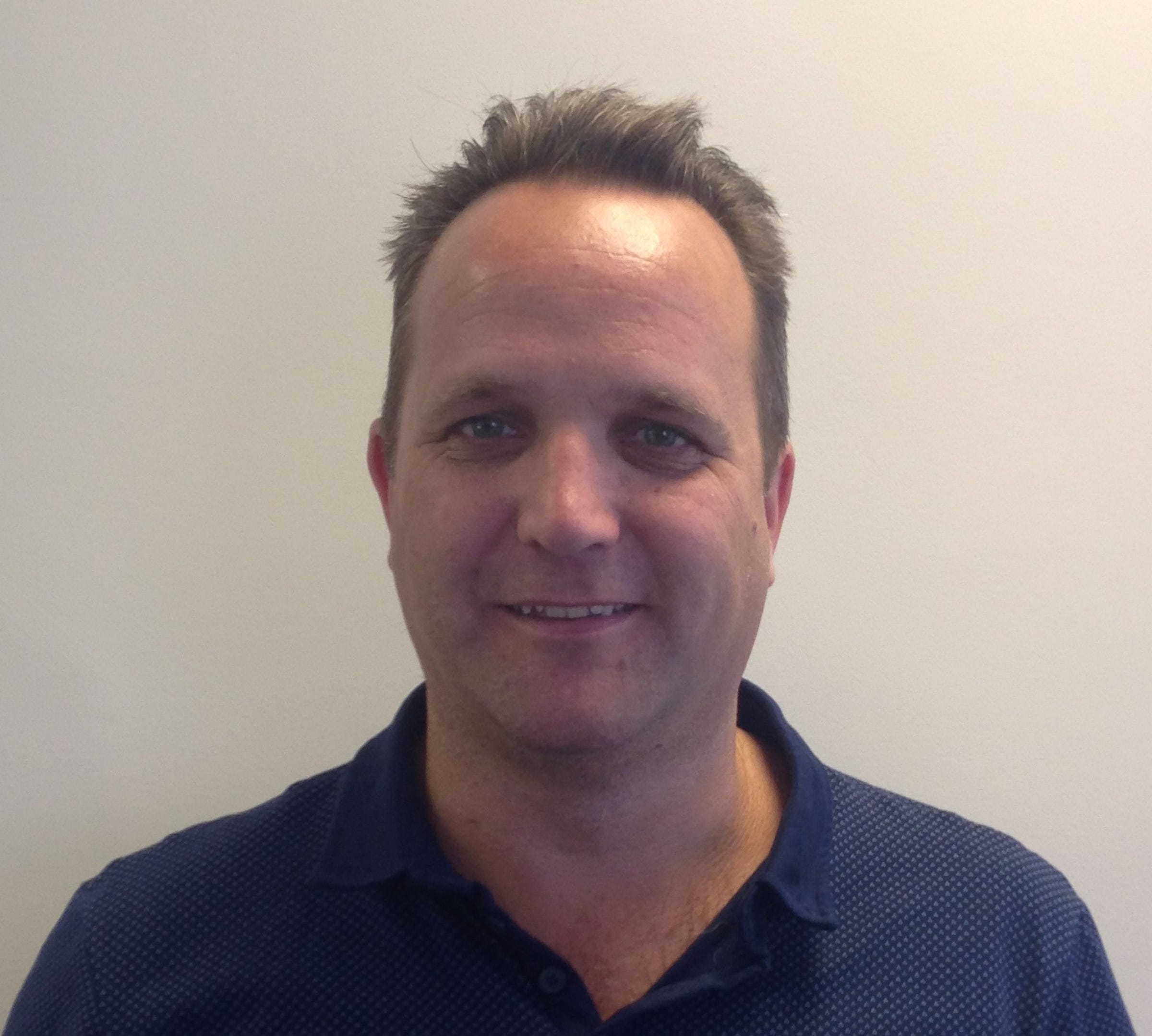 Jason Falcus – Medium