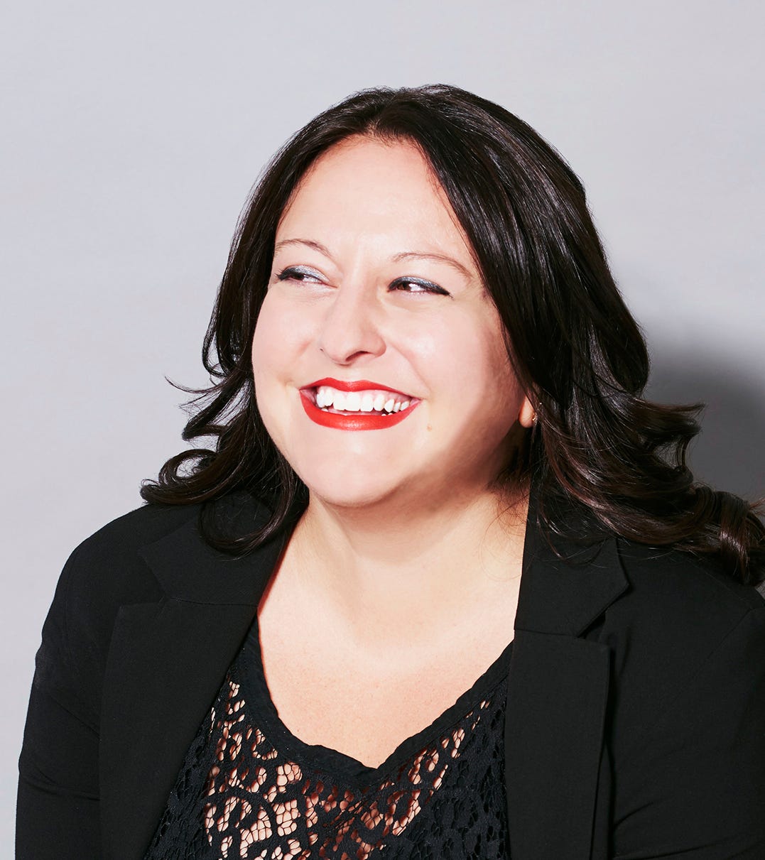 Sarah Salvatoriello – Medium
