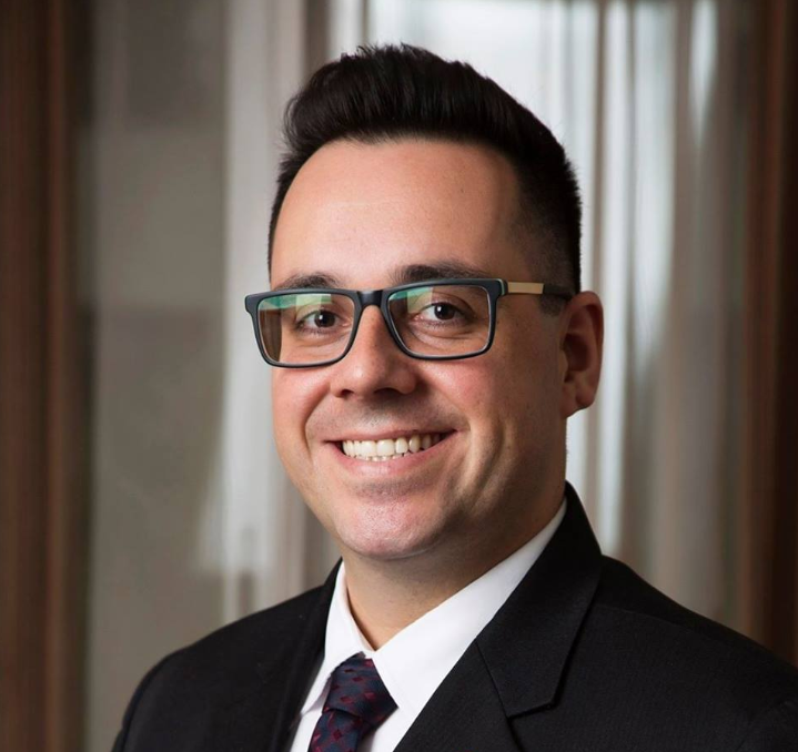 Caio Cardoso – Medium