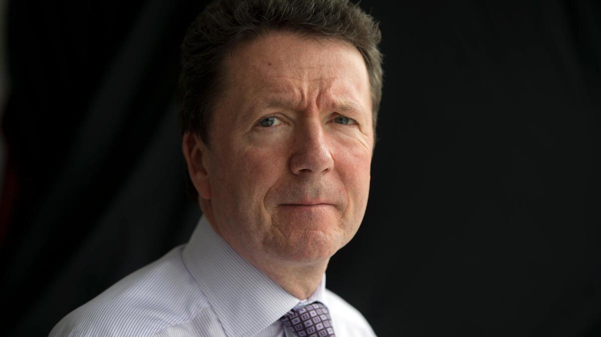 Gavin Darby – Medium