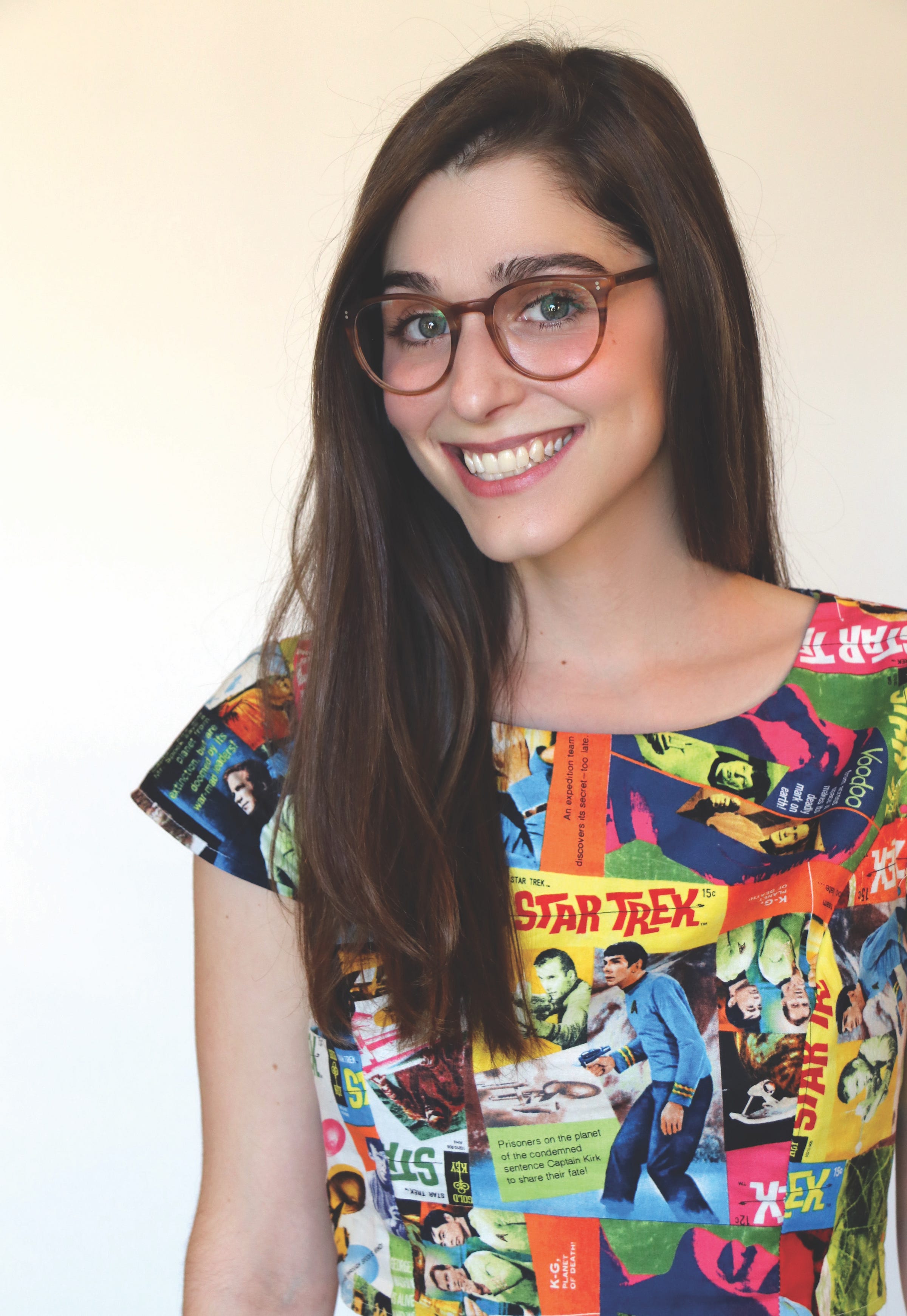 Jess Hendel – Medium