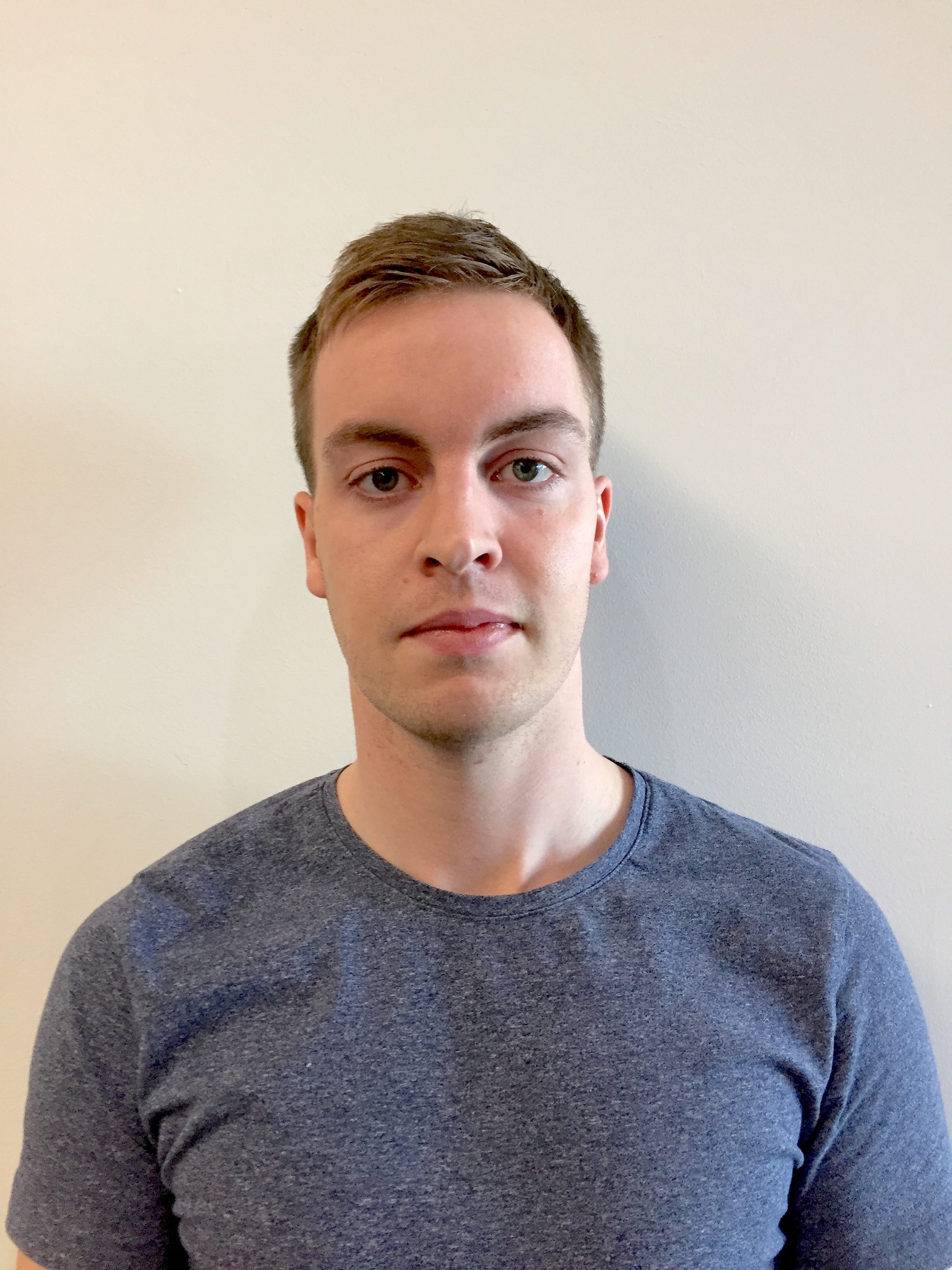 Denis Quaid – Medium