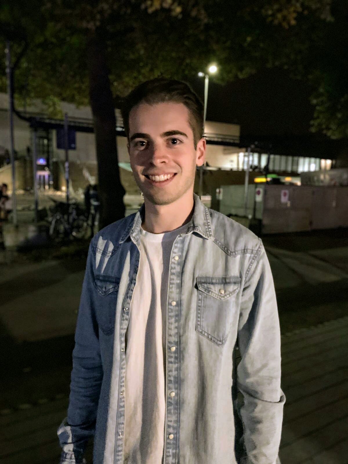 About – Max – Medium