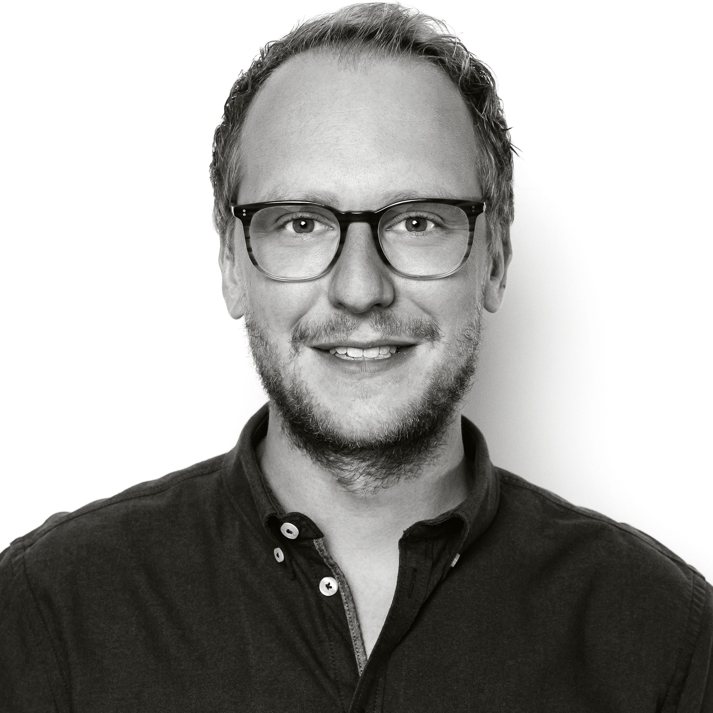 Eike Leonhardt – Medium