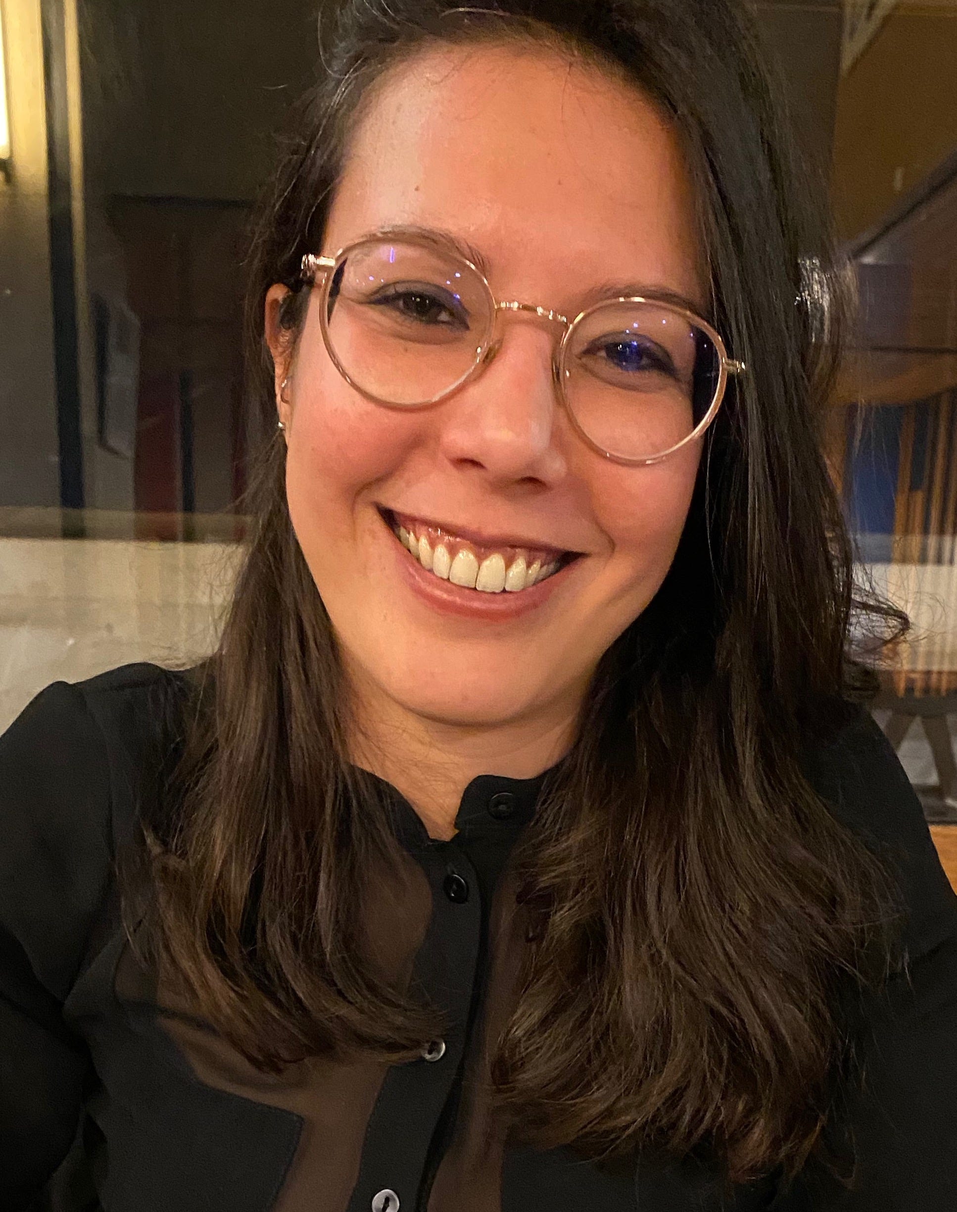 Julie Bourdin – Medium