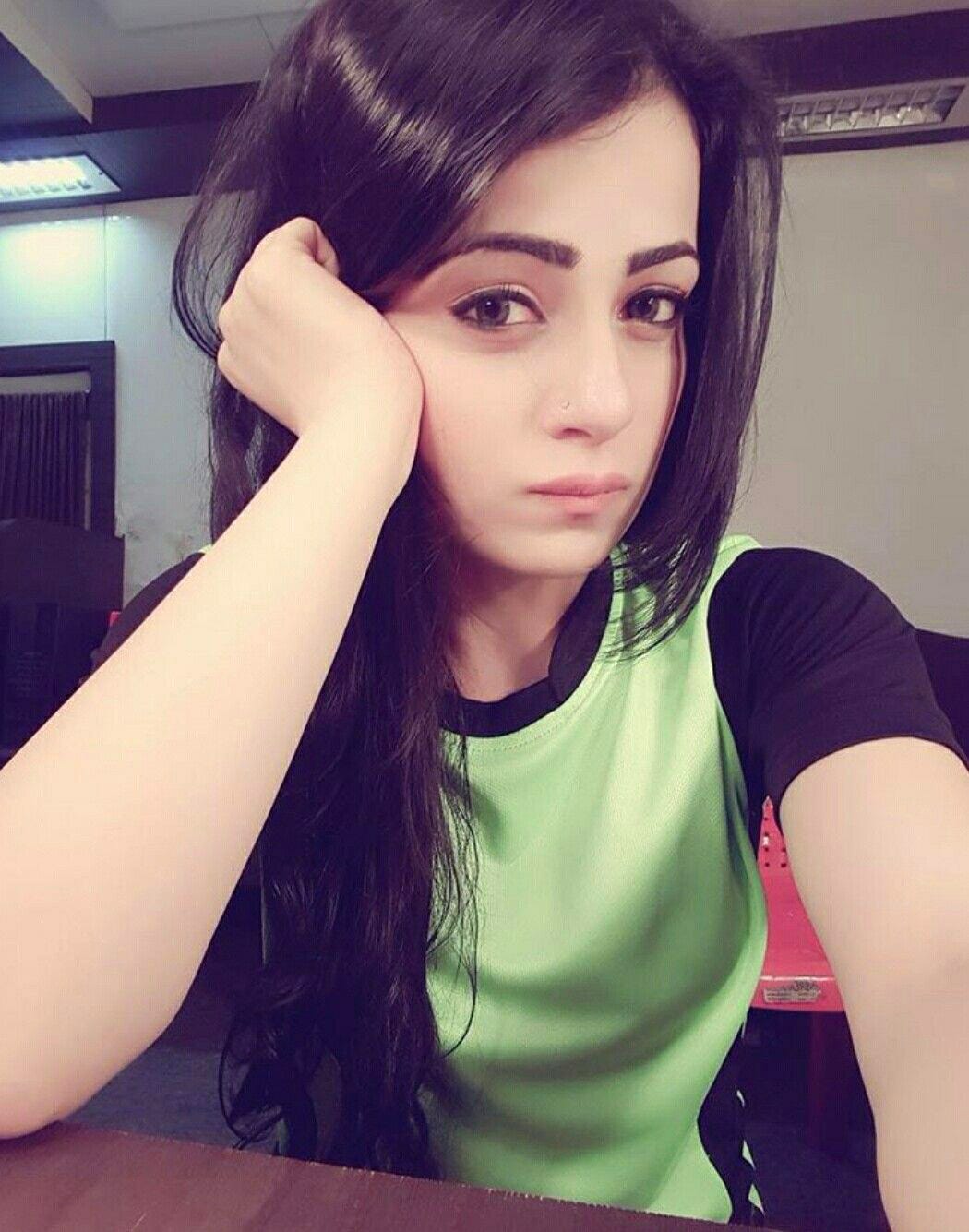 Maida Weber – Medium