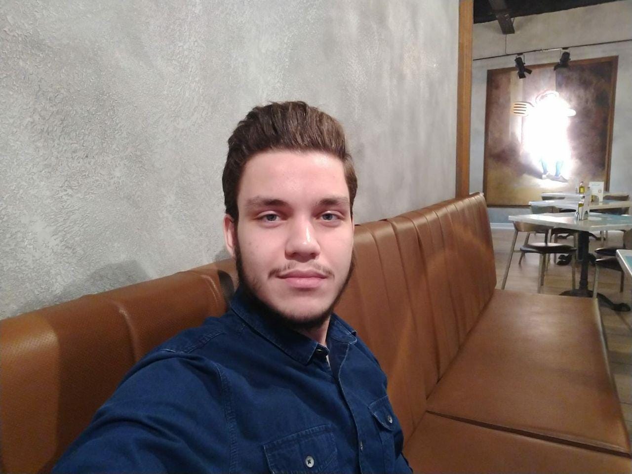 Hoomun Ramezani – Medium