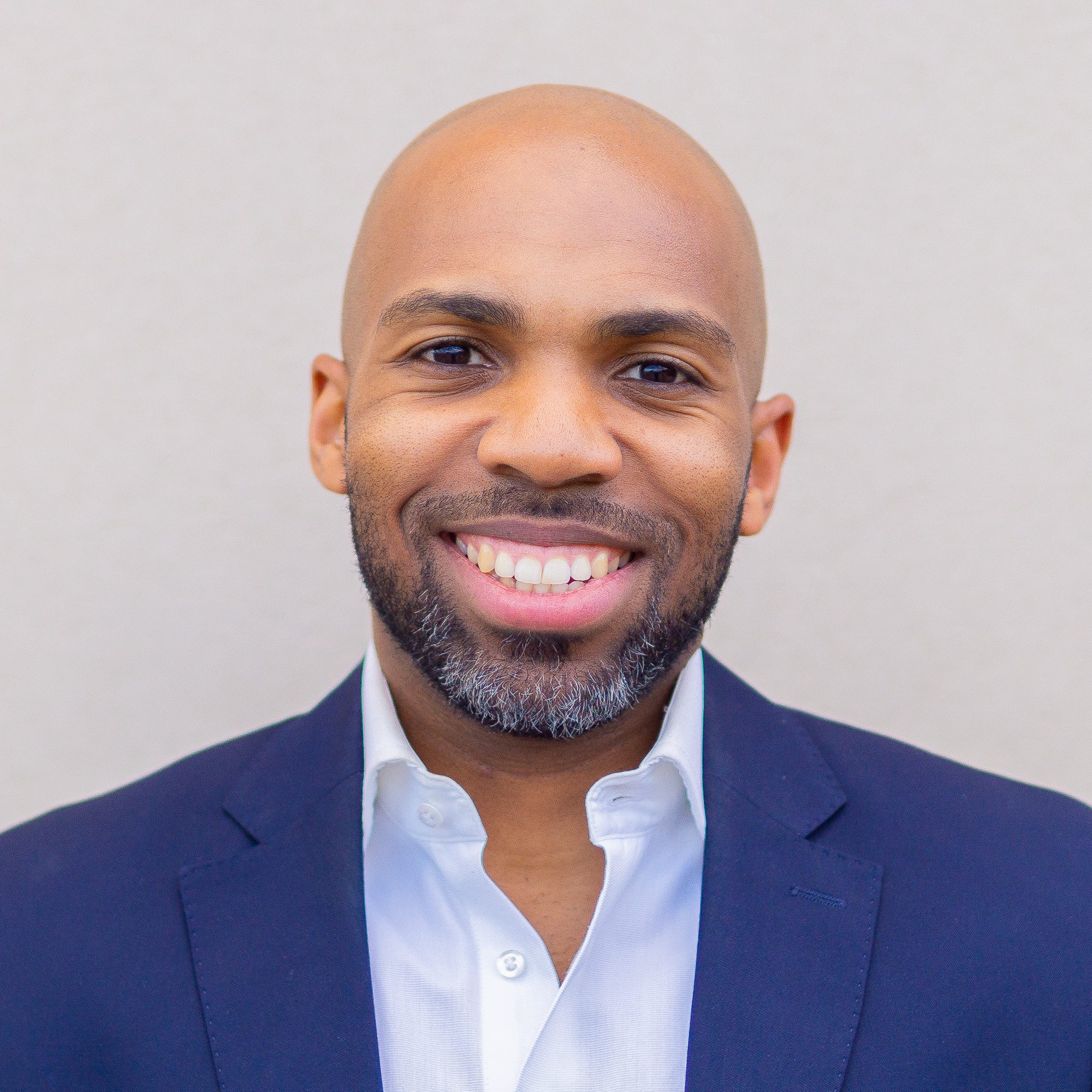 Howard Henry – Medium