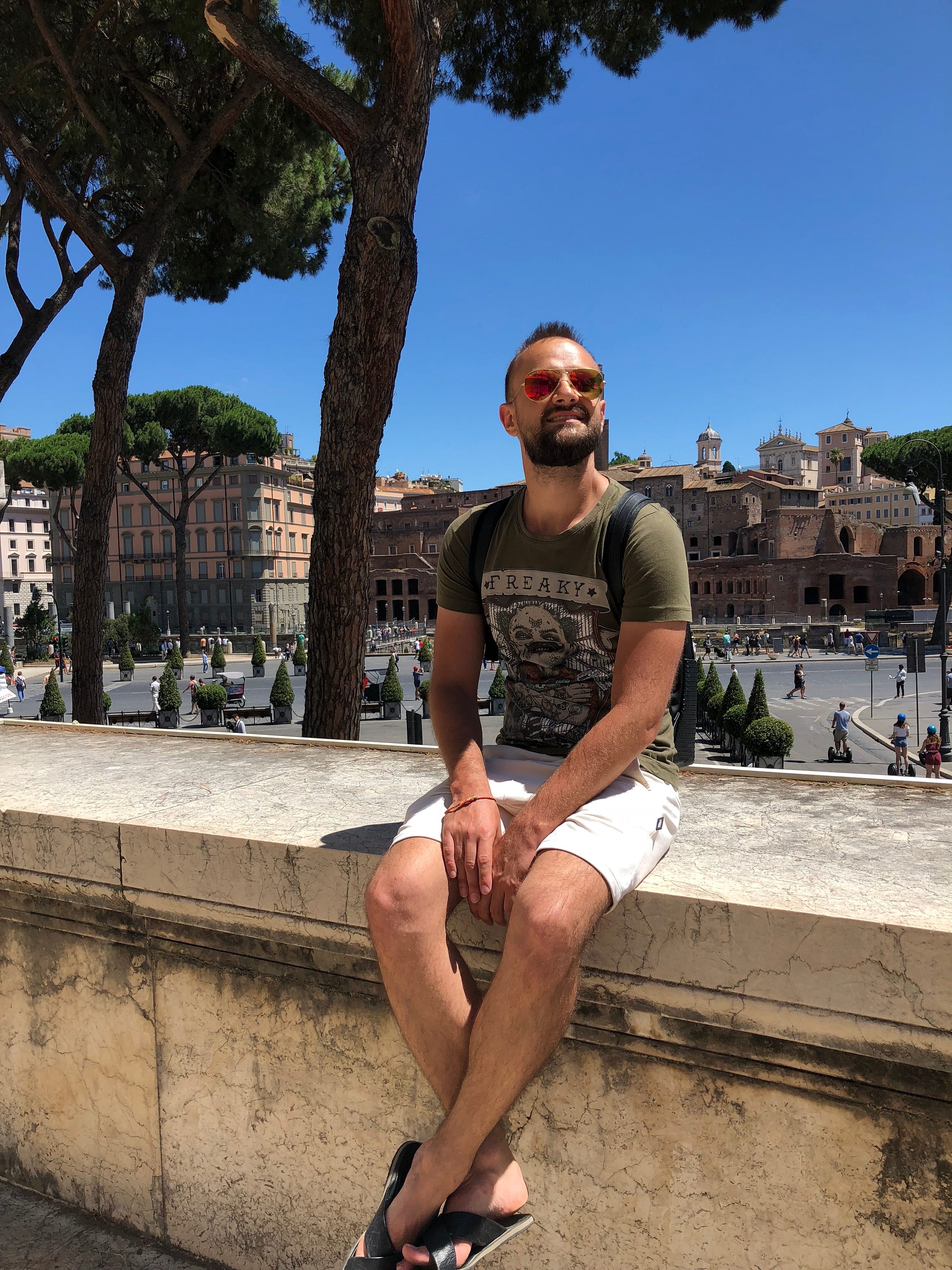 About – Max Geek 🚀 – Medium