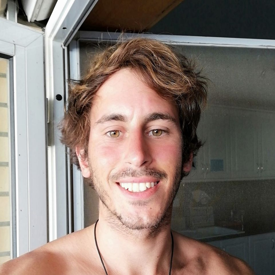 Alex Brou – Medium