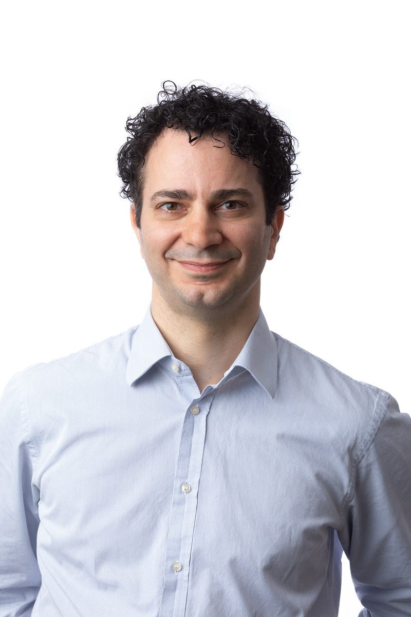 Christopher Pecoraro – Medium
