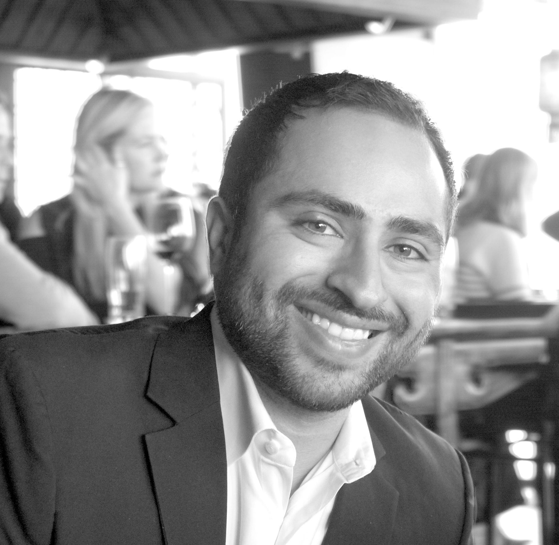 Kavi Tolani – Medium