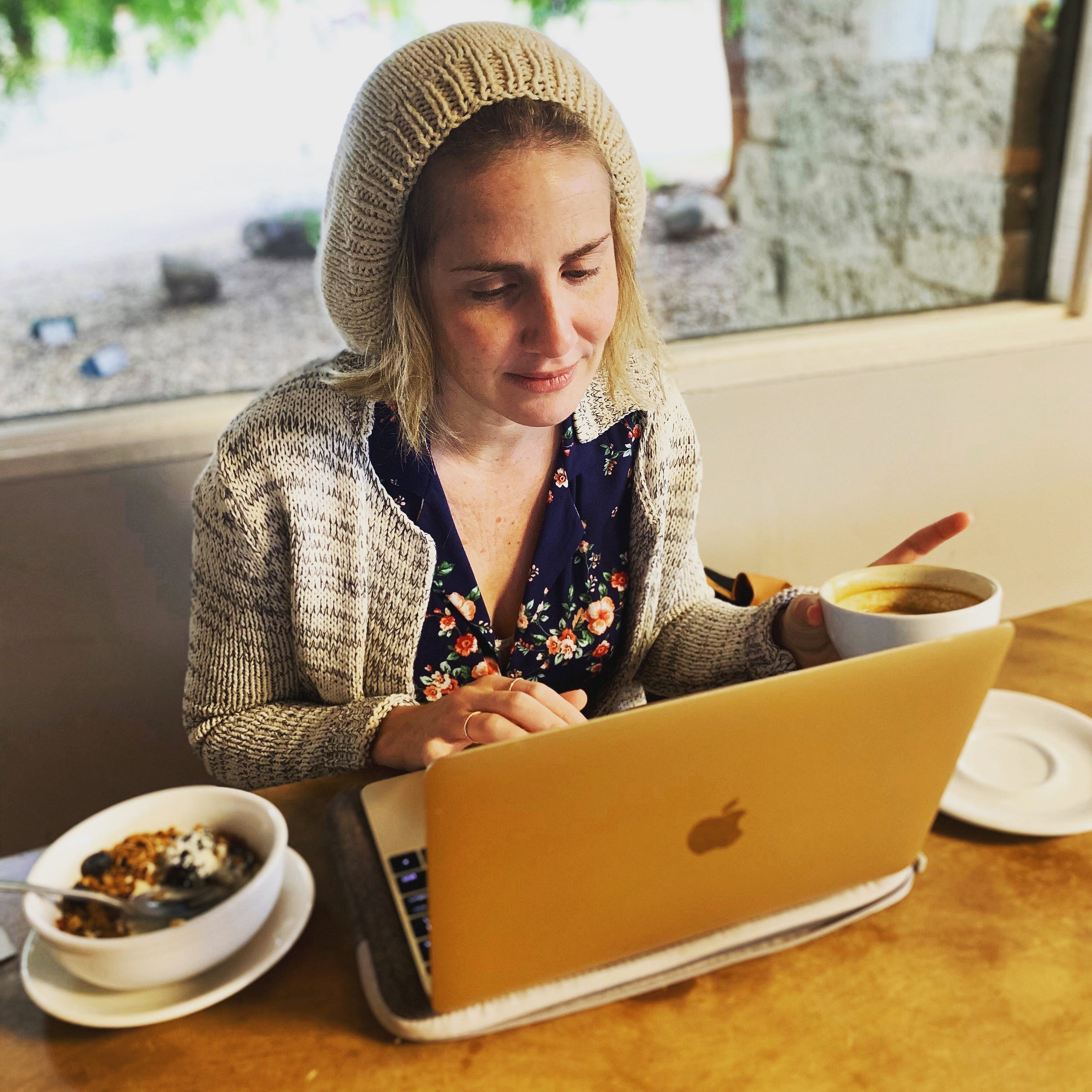 Kristen McGuiness – Medium