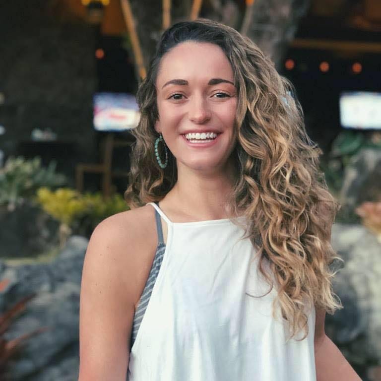 Tara Collins – Medium
