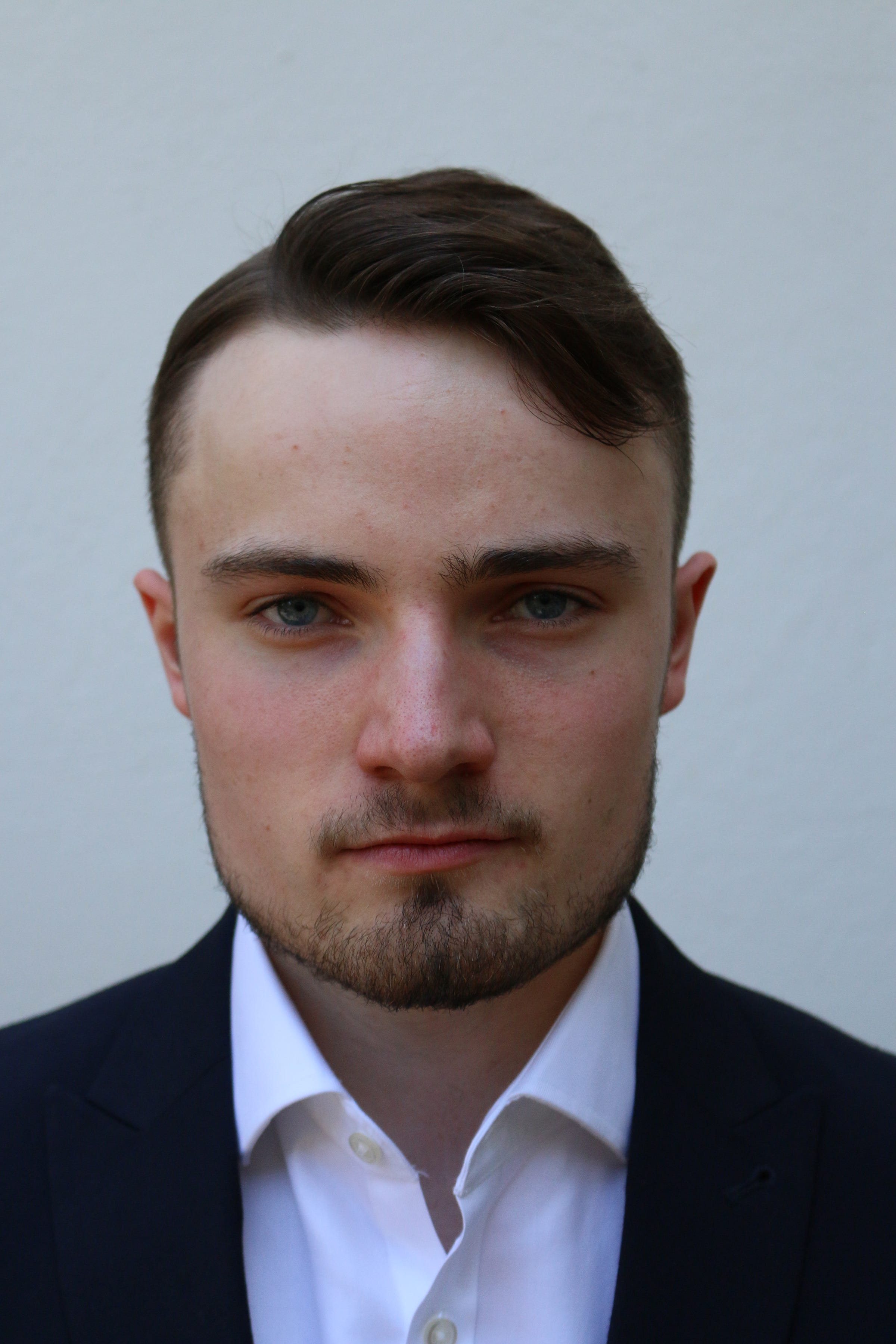 About – Robert Holdsworth – Medium