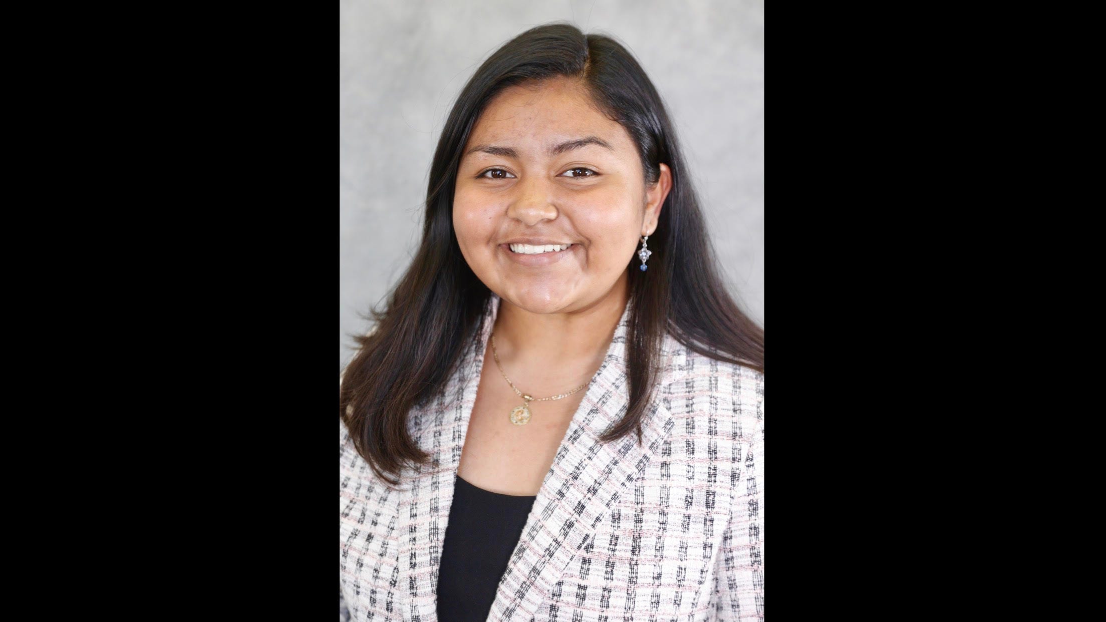 Jennifer Jimenez – Medium