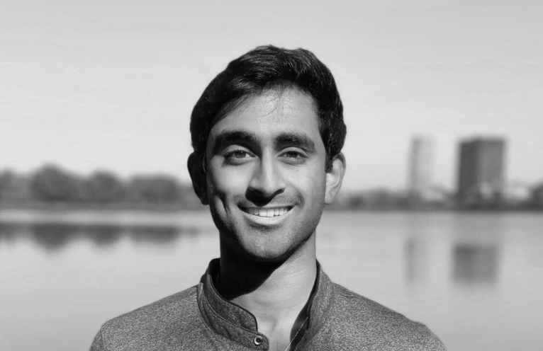 Mrinal Kumar – Medium