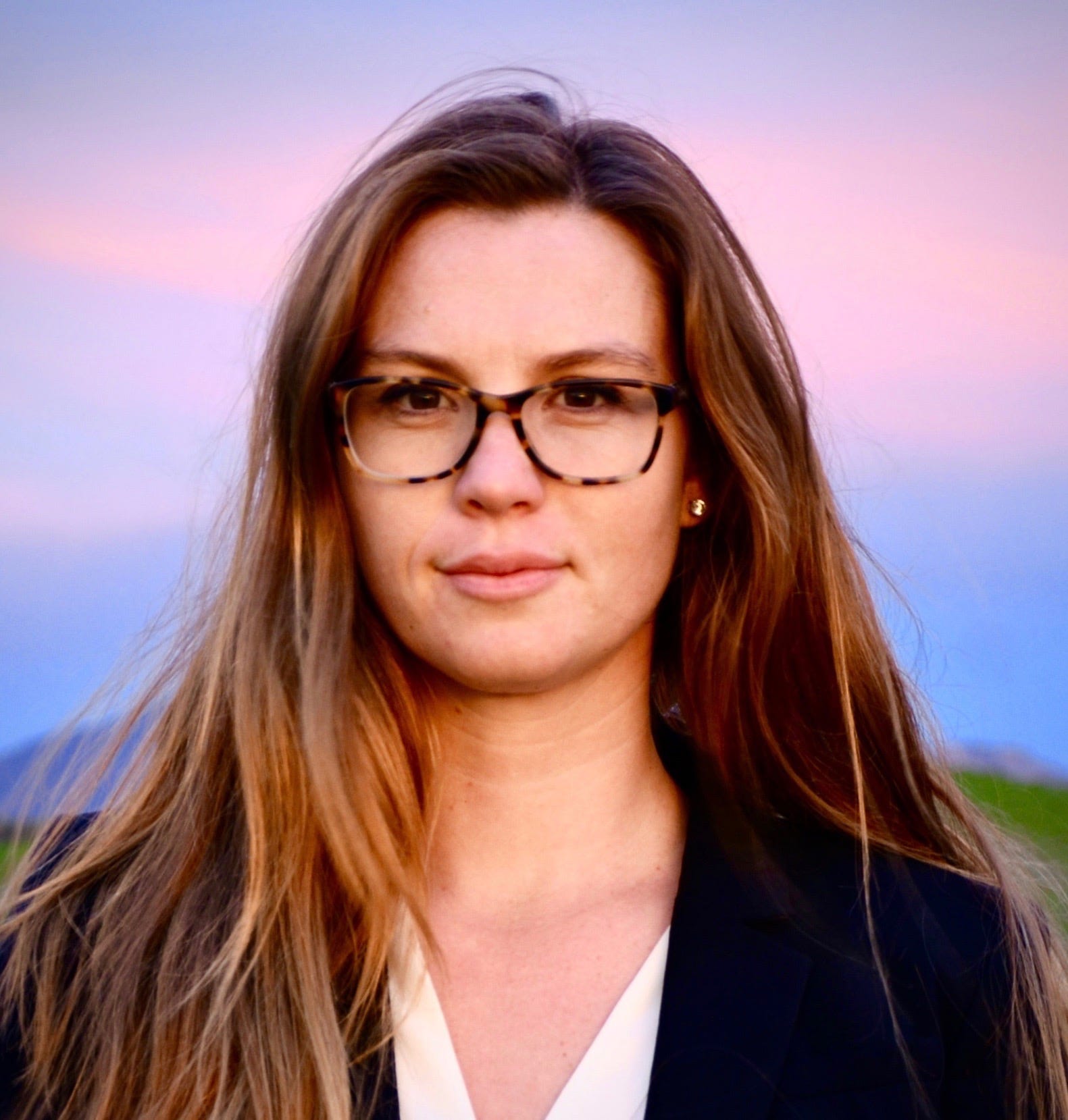 Elise Cossart-Daly – Medium