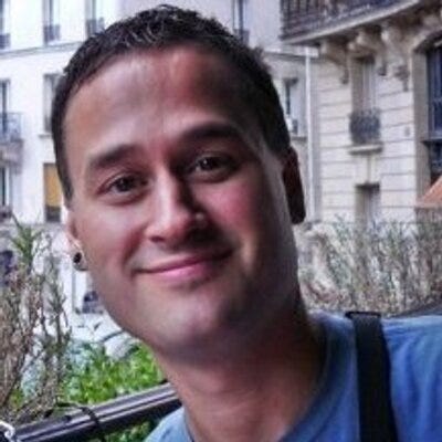 Aaron – Medium