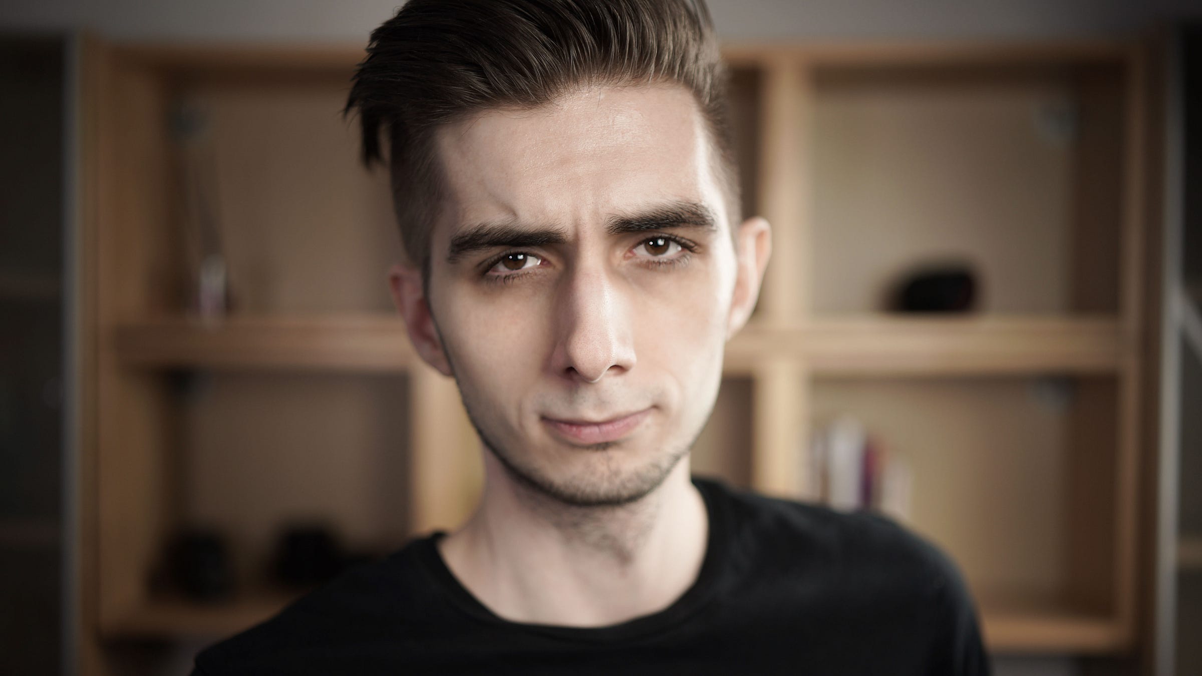 Matt Weyland – Medium