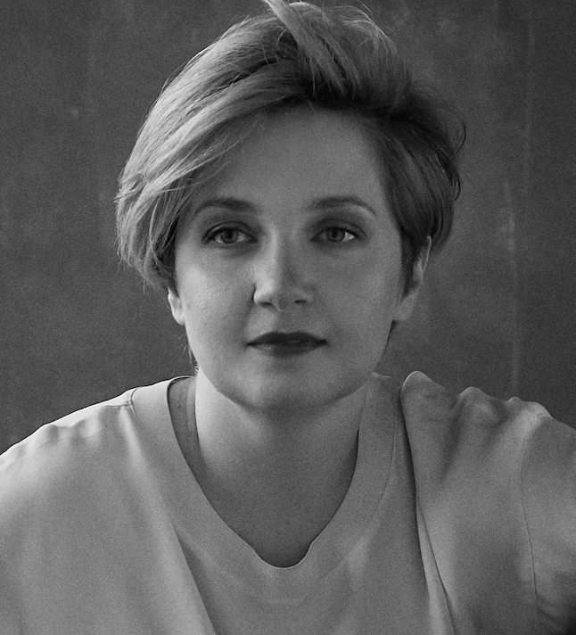 Elena Solovyeva – Medium