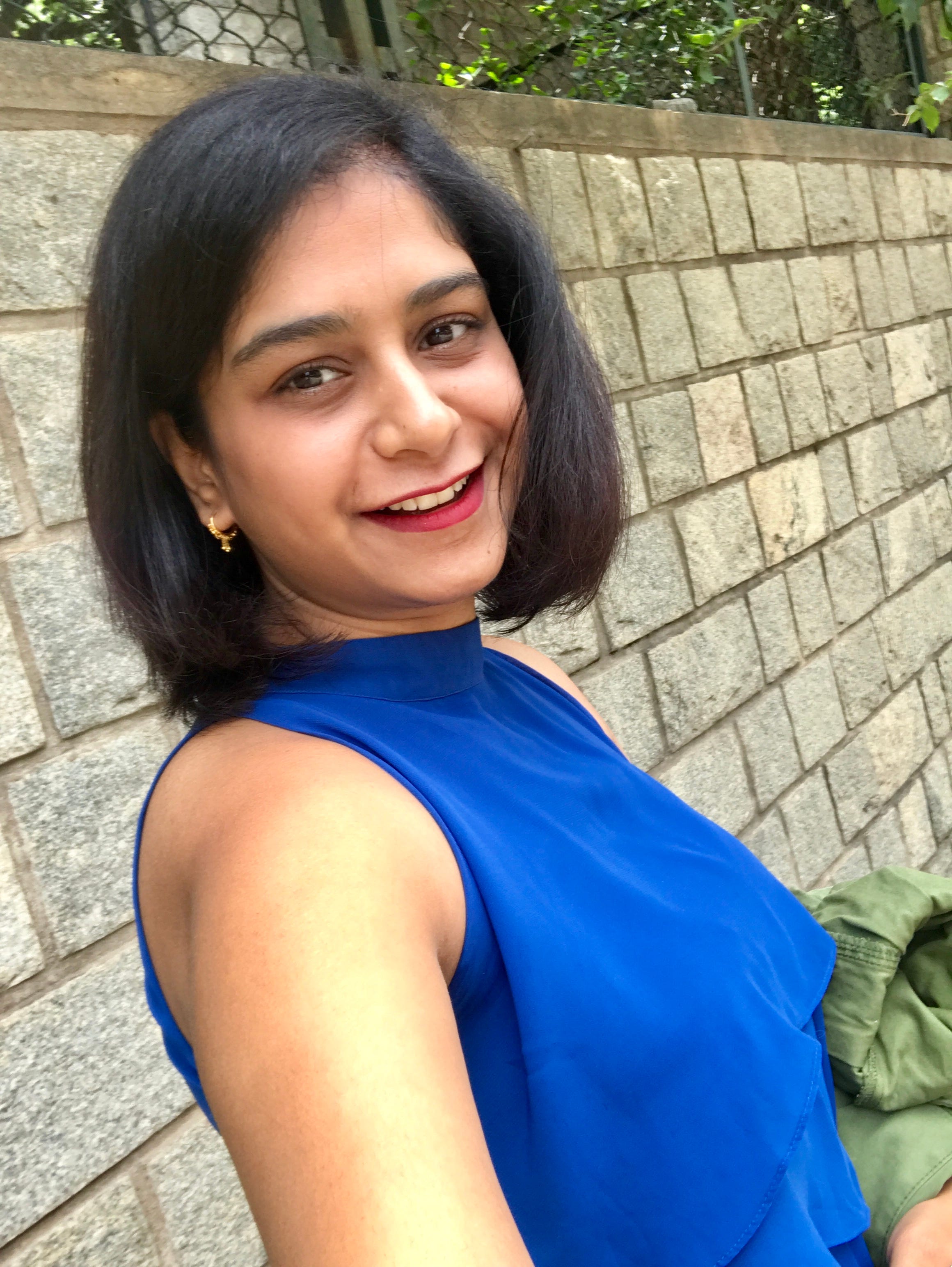 Saba Alvi – Medium