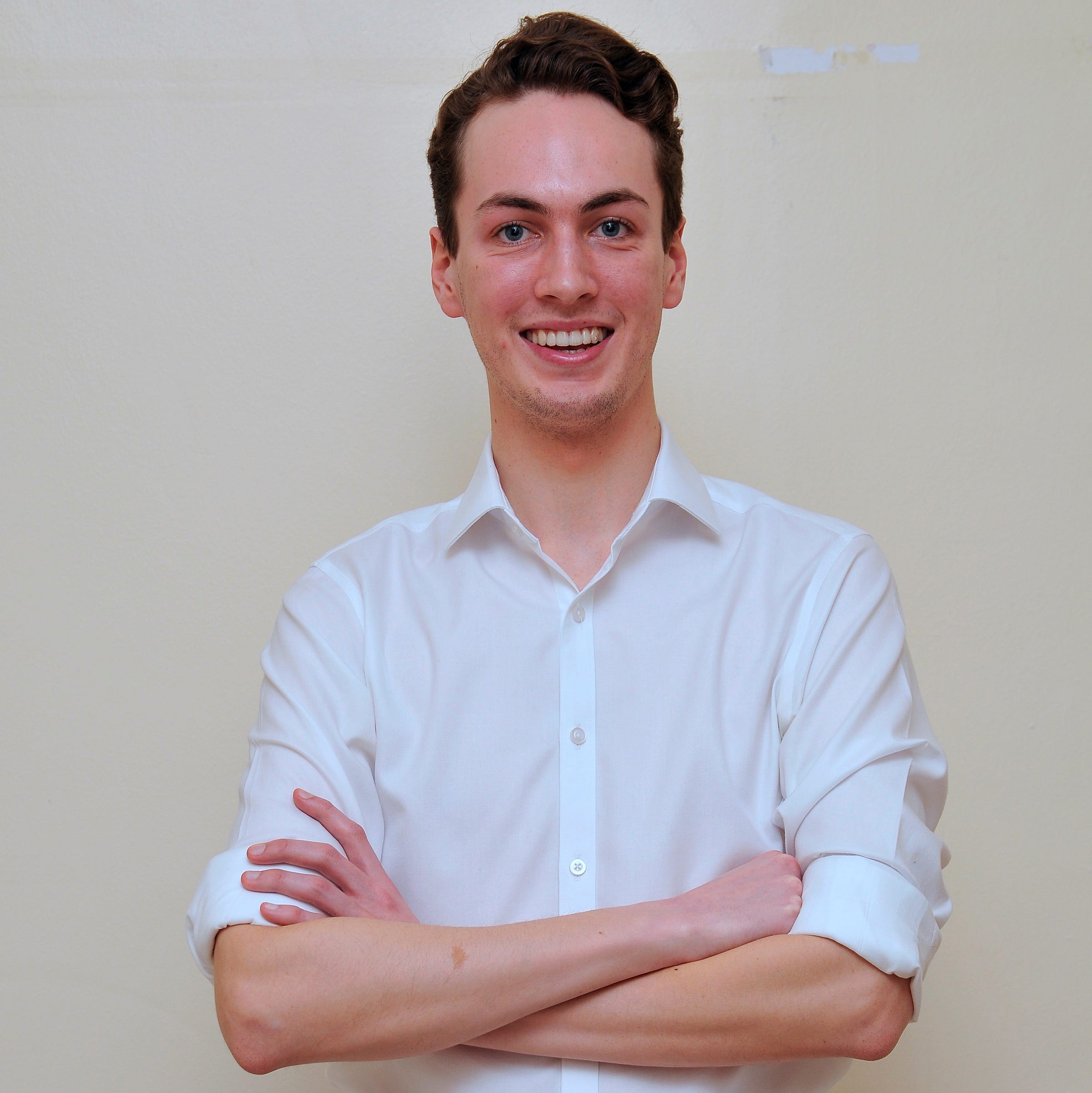 Lewis Thomas – Medium