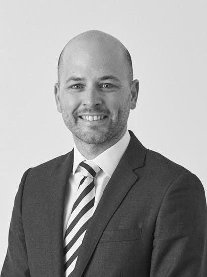 Sean Craig – Medium