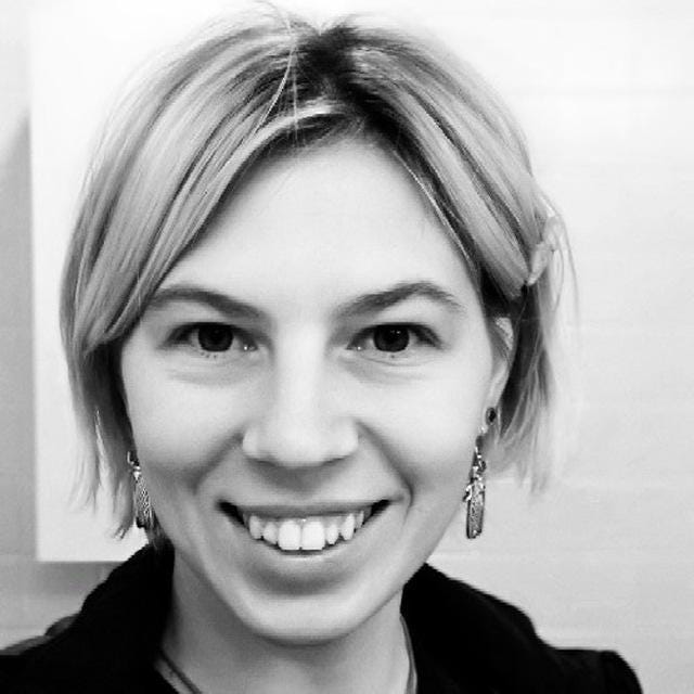 Mari Sava – Medium