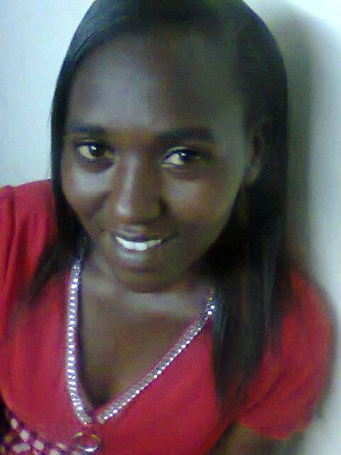 Glory Makena – Medium