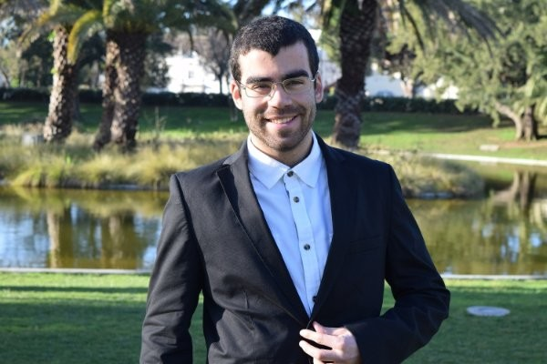 Marco Montez – Medium