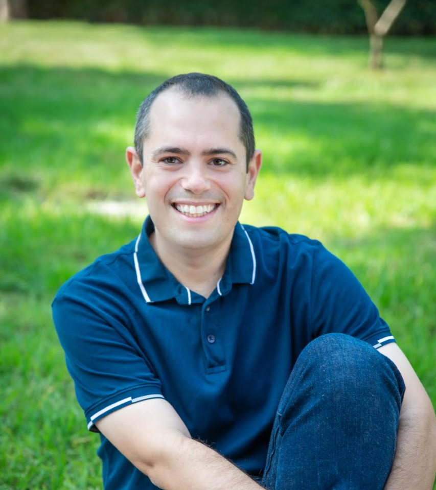 Tal Shimoni – Medium