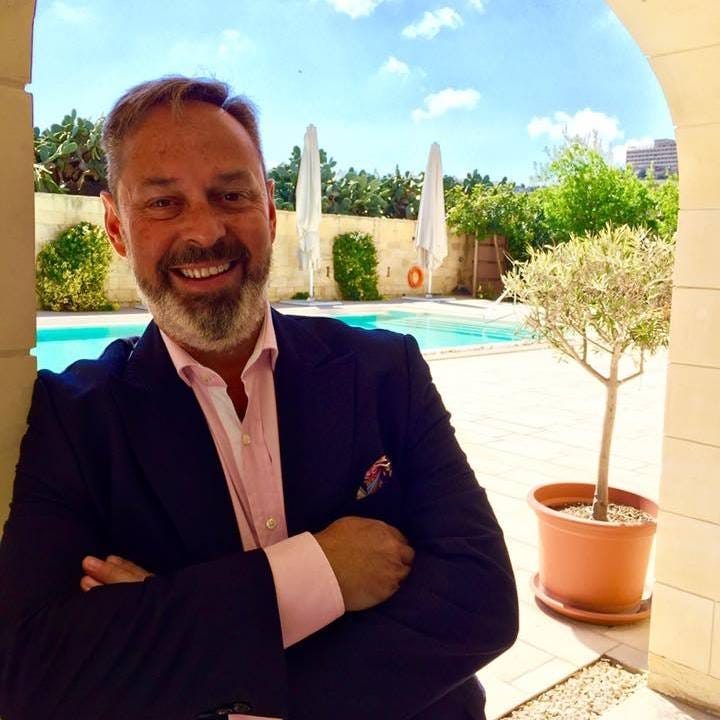 Michael Salone – Medium
