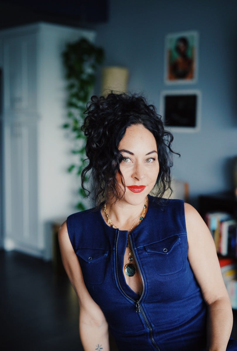 Suzanne Strong – Medium