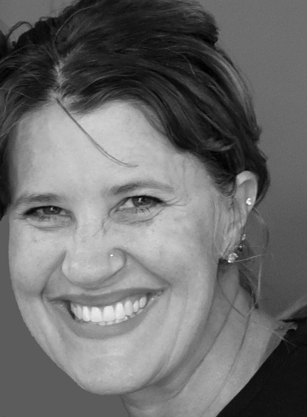Donna Matthews – Medium