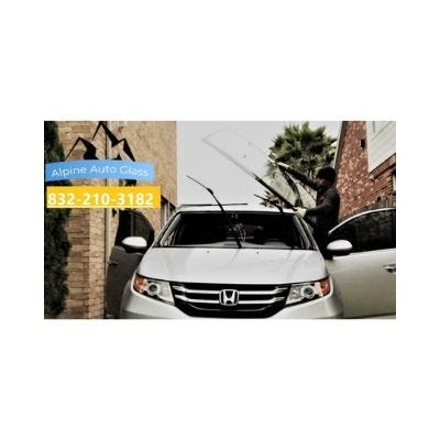 Alpine Windshield Replacement – Medium